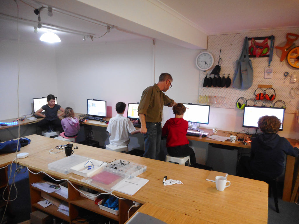 2019 - Makeroom’s Arduino Session – Make Room Wellington